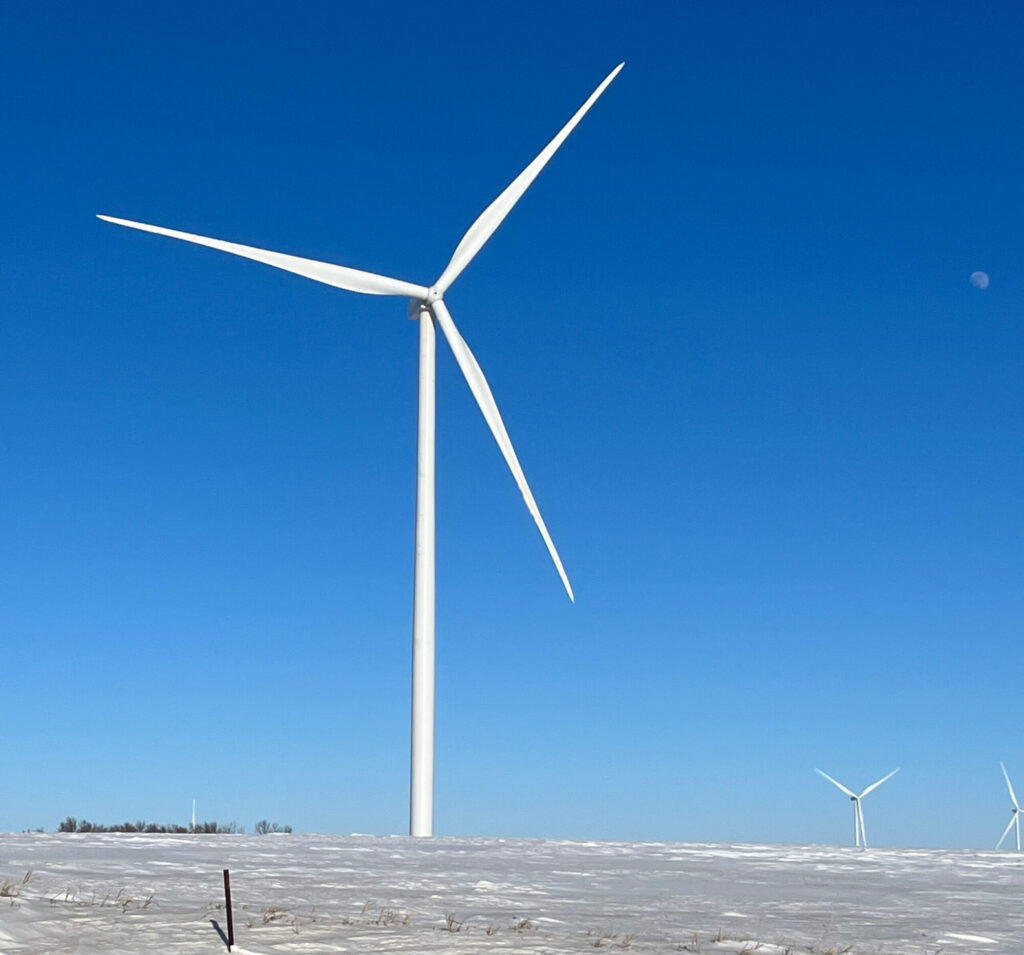 Walleye Wind Energy Center Achieves Commercial Operation - Minnesota ...